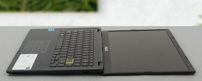 ASUS E410 review - battles the impracticality of affordable notebooks ...