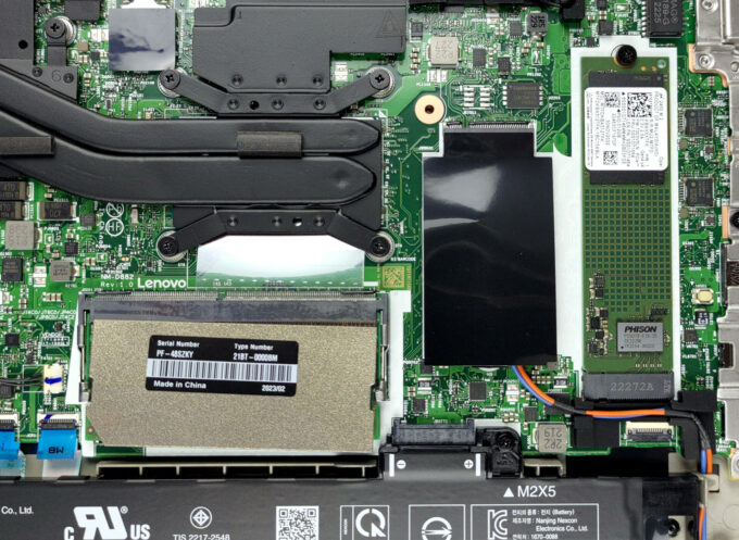 How to open Lenovo ThinkPad P16s Gen 1 - disassembly and upgrade ...