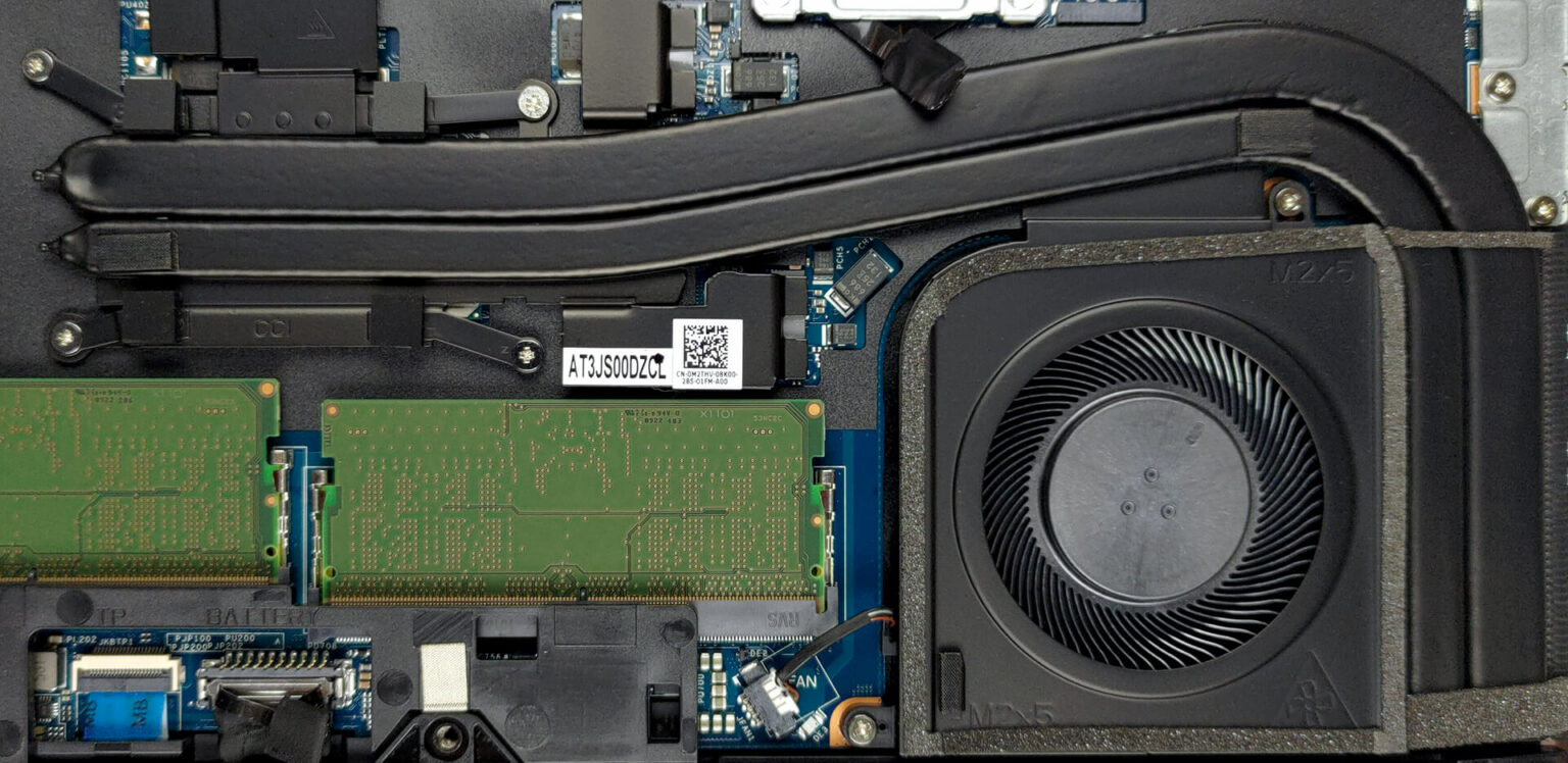 How to open Dell Latitude 14 5431 - disassembly and upgrade options | LaptopMedia Nederland