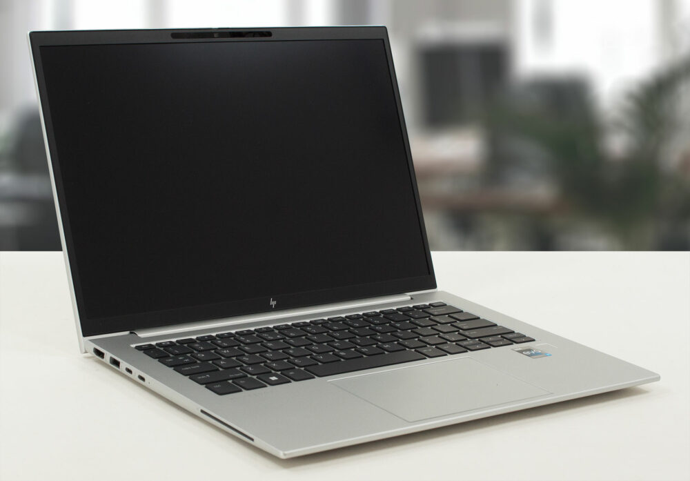 HP EliteBook 1040 G9 review - great build quality and a lot of features ...