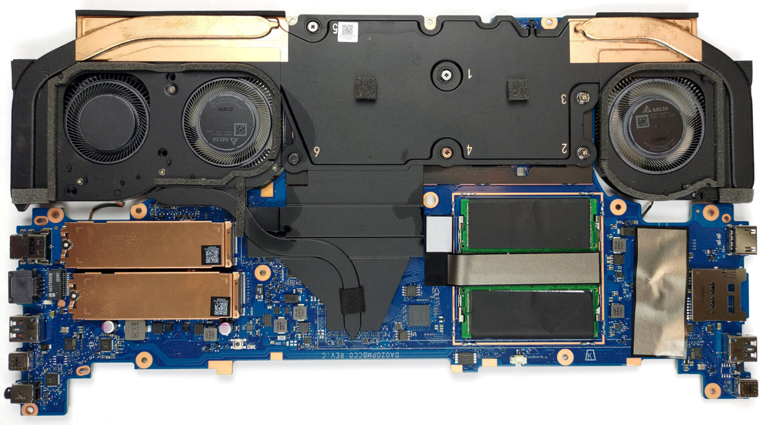 Recensione dell'Acer Predator Triton 17X (PTX17-71) - Mini schermo LED ...