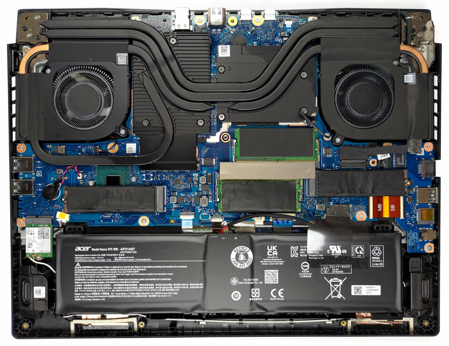 How To Open The Acer Predator Helios Neo 16 Phn16 71 Disassembly And Upgrade Options