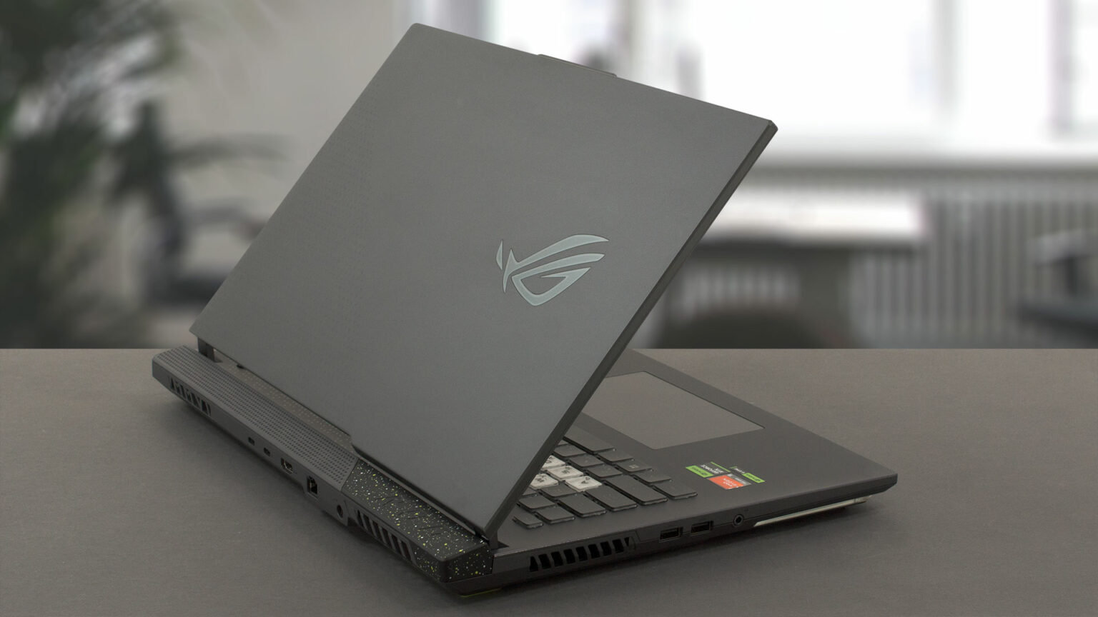 ASUS ROG Strix G17 G713P (2023) review - everything could be perfect if ...