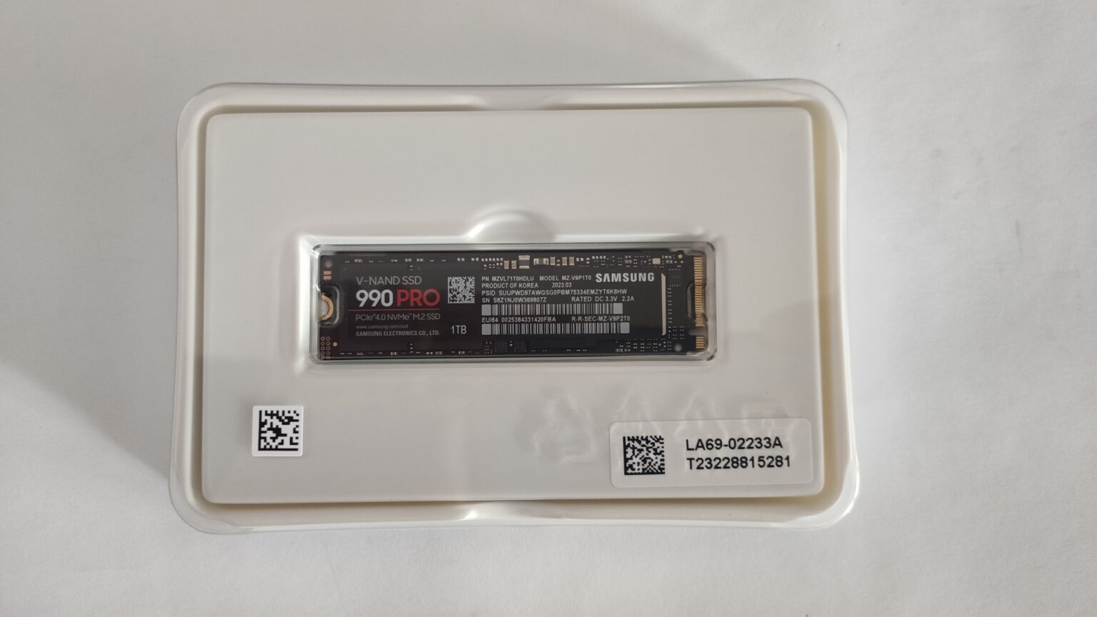 Samsung 990 Pro quick review - the FASTEST Gen 4 drive alive ...