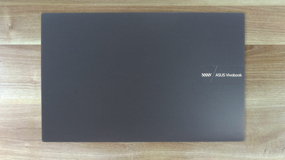 ASUS Vivobook 17 F1704 (X1704) review - it's comfortable during load ...