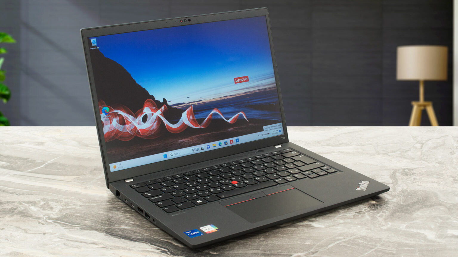 Análisis del Lenovo ThinkPad T14 Gen 4: otro portátil empresarial silencioso y potente ...