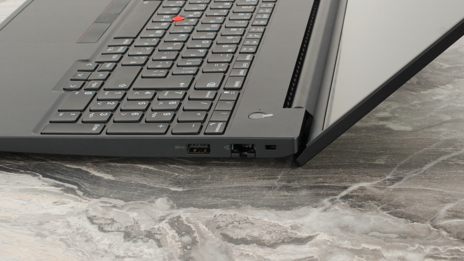 Lenovo ThinkPad E16 Gen 1 (AMD) review - snappy business device with ...