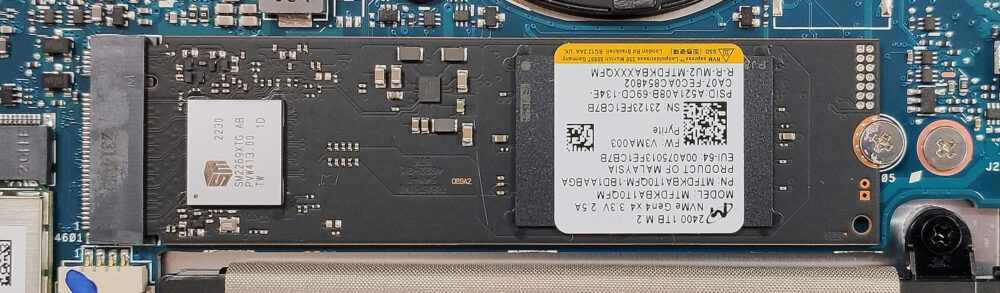 ASUS Zenbook 15 OLED (UM3504) review - has a stunning display and light ...