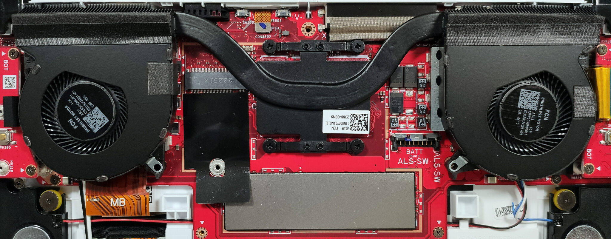 Ultra-Deep Dive: ASUS ROG Ally vs. Lenovo Legion Go - An Epic Battle ...