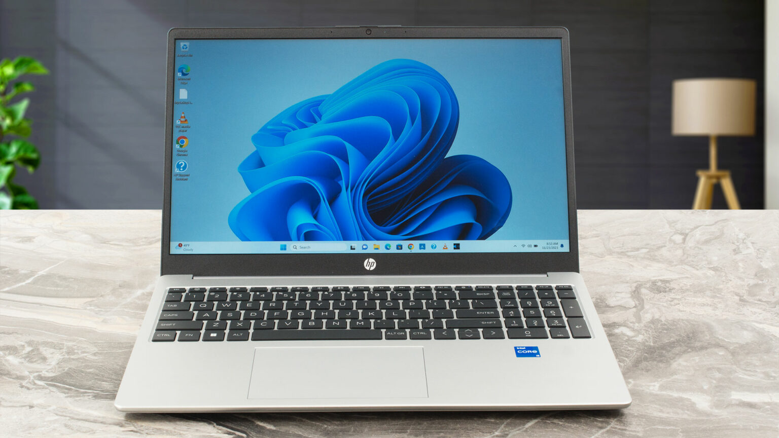 HP 250 G10 review - Balancing Comfort and Cooling Efficiency ...