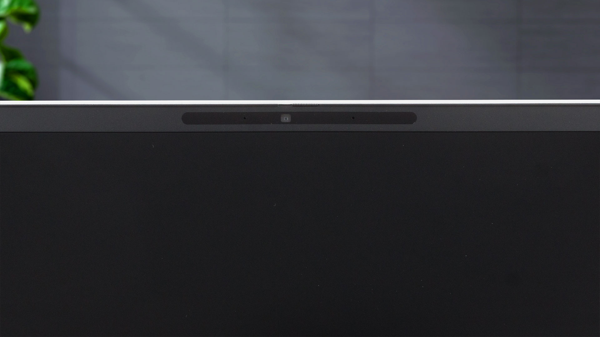 HP EliteBook 860 G10 review - snappy and light office device with all ...