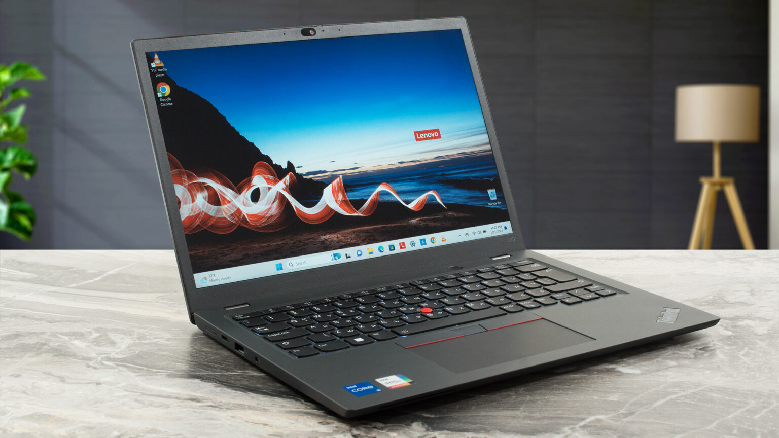 Lenovo ThinkPad L13 Gen 4 (Intel) review - light business notebook with quiet cooling fan ...