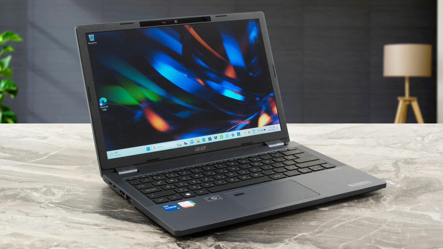 Acer TravelMate P4 (TMP413-51) review - compact and snappy ...