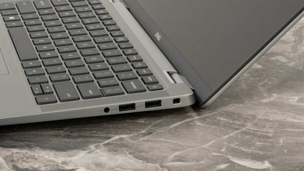 Dell Latitude 14 7440 review - stylish laptop with good cooling ...