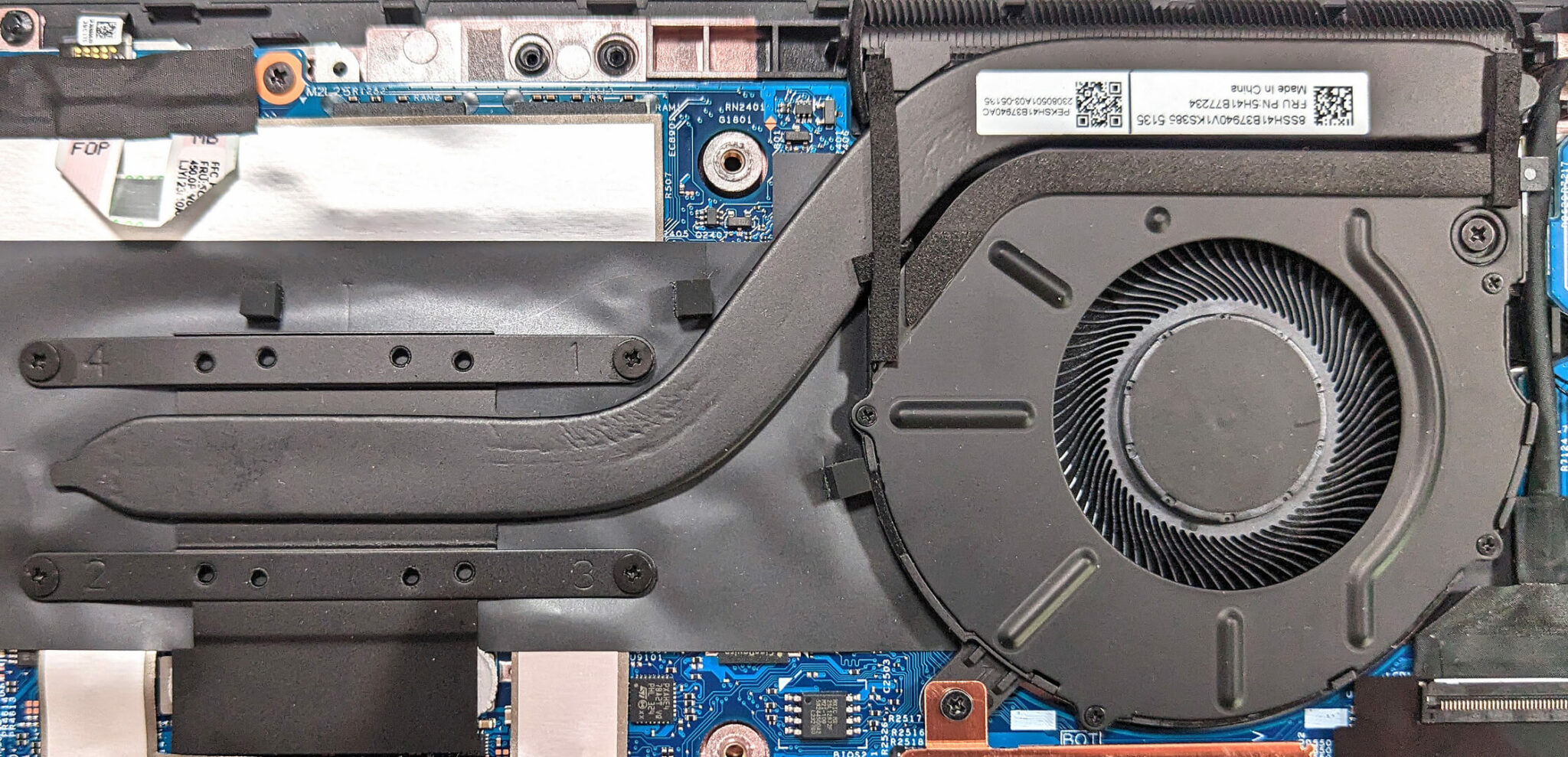 Lenovo ThinkPad L13 Gen 4 (Intel)の開け方 - 分解とアップグレードオプション | LaptopMedia 日本