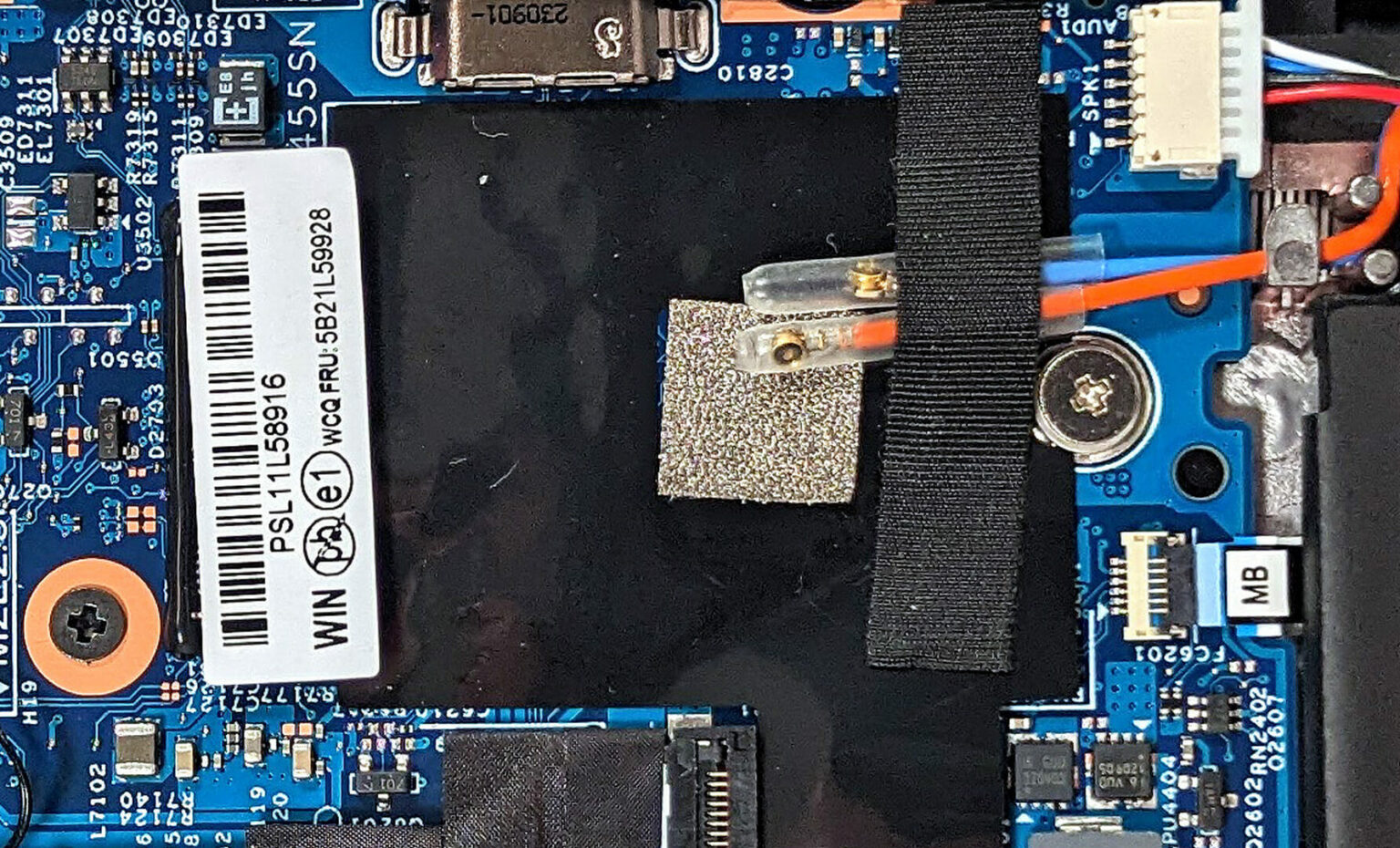 如何打开联想 ThinkPad L13 Gen 4（英特尔）--拆卸和升级选项 | LaptopMedia 中国