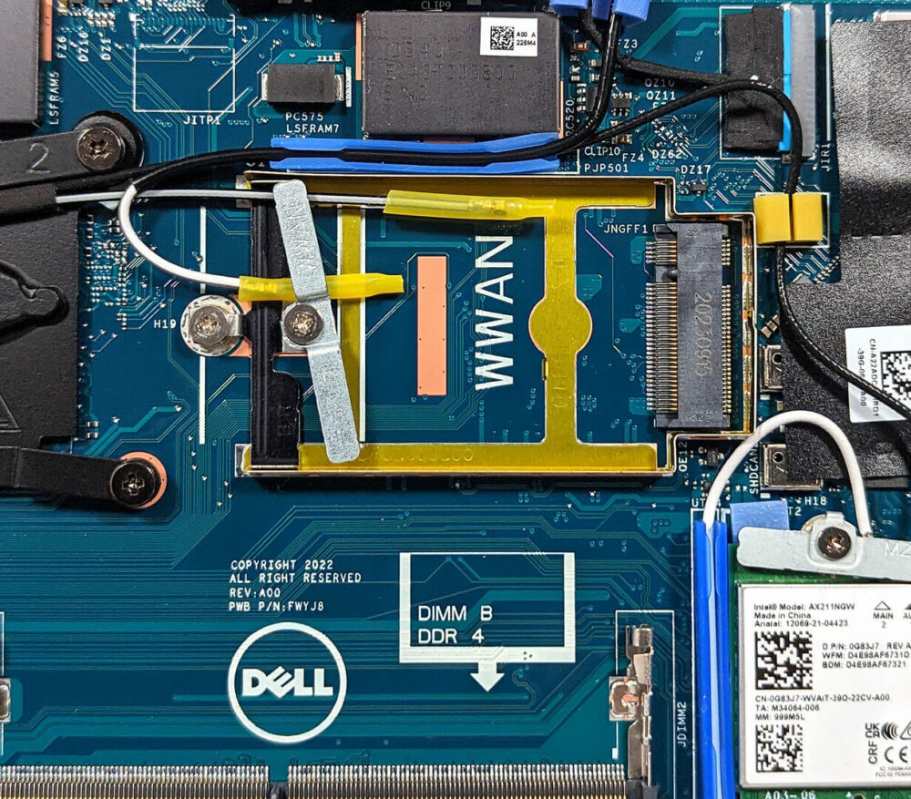 Dell Latitude 14 5440 review - surprisingly good: Disassembly, Upgrade options, and Maintenance ...