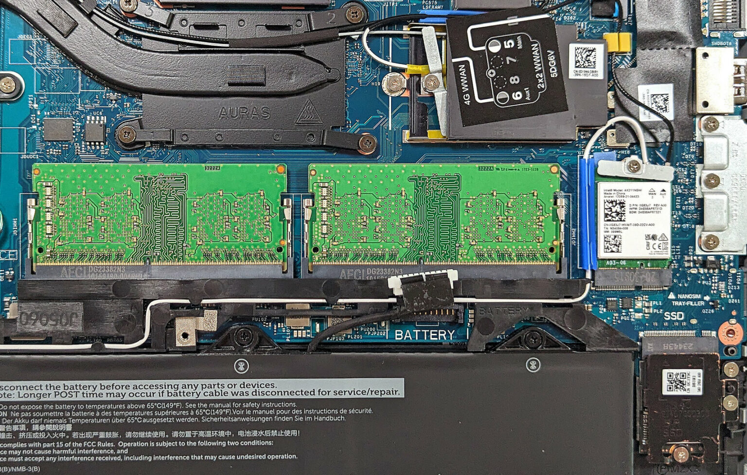 How to open Dell Latitude 14 5440 – disassembly and upgrade options | LaptopMedia.com