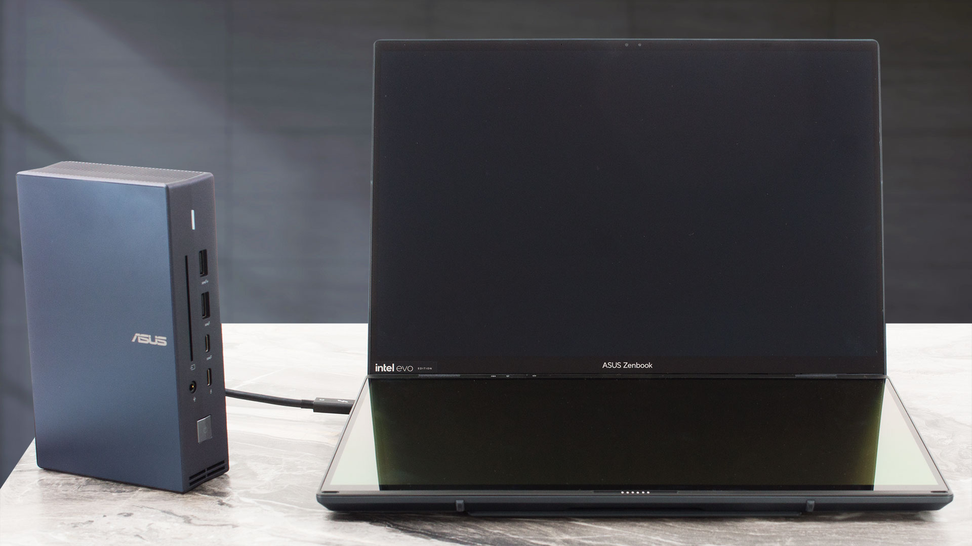 ASUS Zenbook DUO (UX8406) review - Dual OLED Multitasking Masterpiece ...