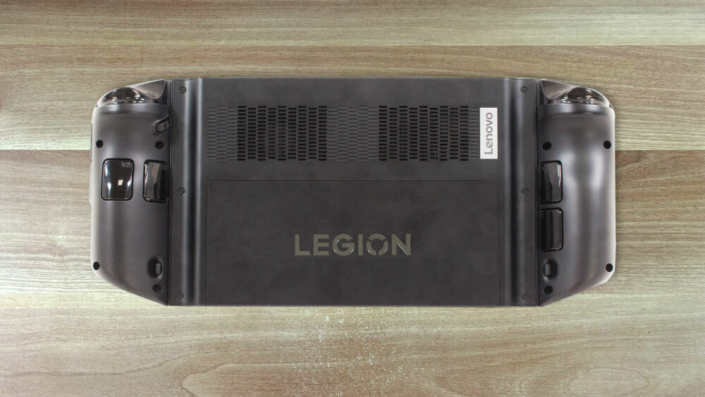 联想 Legion Go 评测--功能强大的游戏机，1600p 大显示屏，功能齐全: 设计和结构 | LaptopMedia 中国