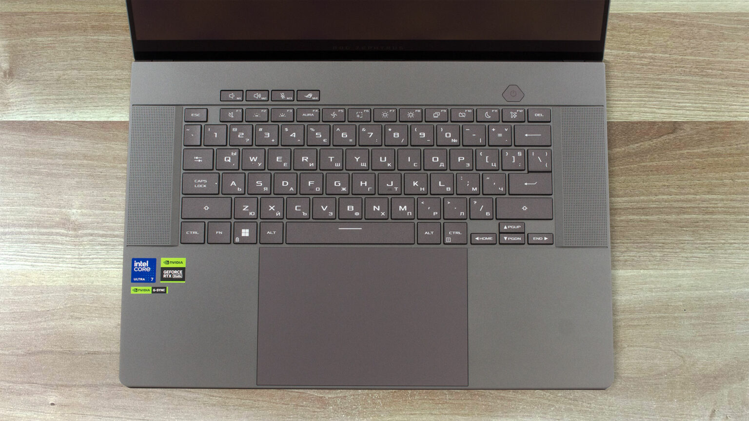 ASUS ROG Strix SCAR 16 (G634, 2024) vs ROG Zephyrus G16 GU605 ...