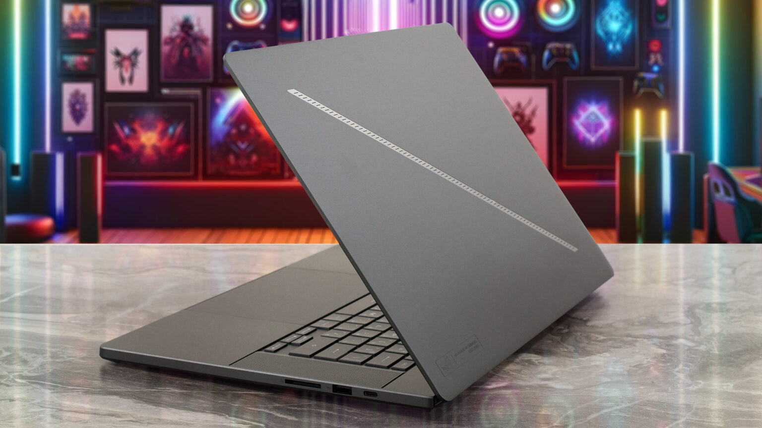 ASUS ROG Strix SCAR 16 (G634, 2024) vs ROG Zephyrus G16 GU605 ...