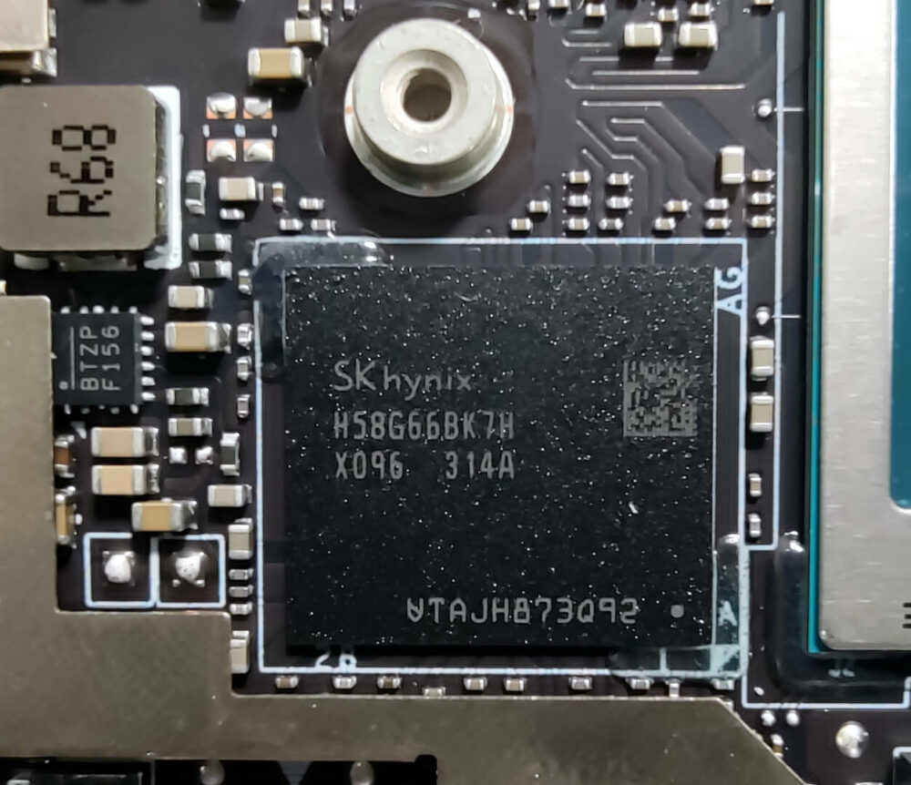 How to open Lenovo Legion Go – disassembly and upgrade options ...