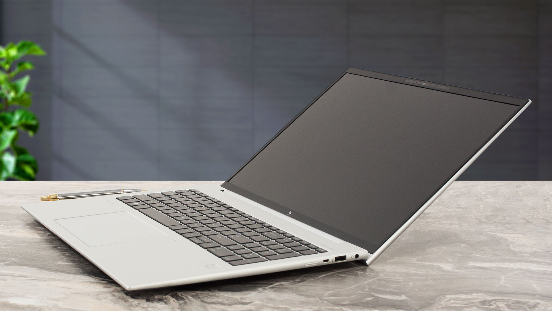 HP EliteBook 865 G10 review - All-Metal Business Powerhouse with Quiet ...