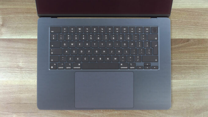 Apple MacBook Air (M3) 13" vs 15": Choosing the Right MacBook for Your ...