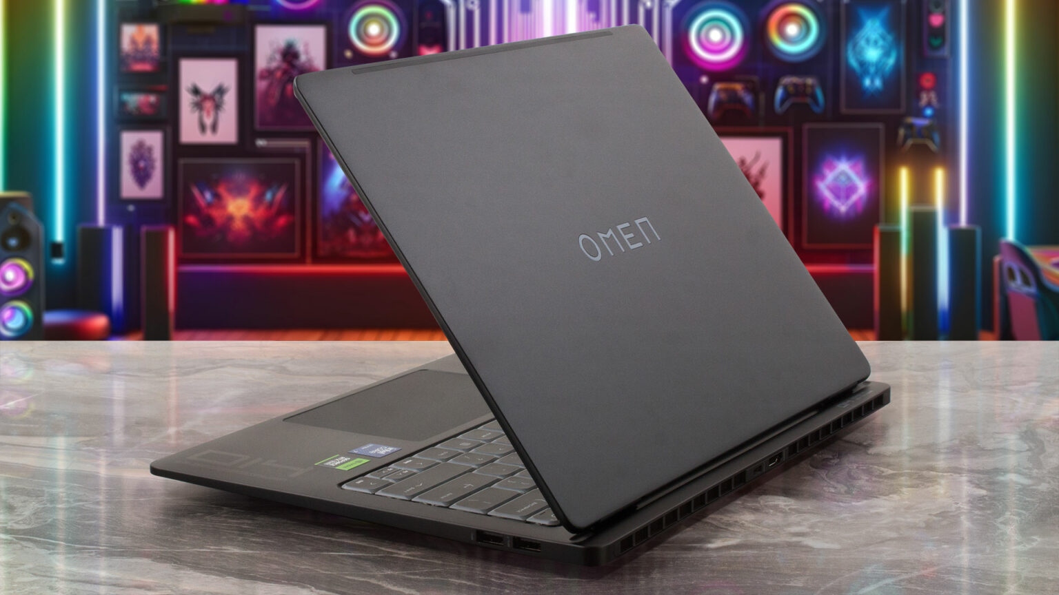 HP OMEN Transcend 14 (14-fb0000) review - this Mini-Gaming Beast Packs ...