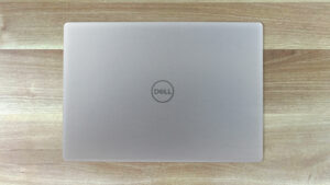 戴尔 Inspiron 16 Plus 7640 评测--功能和便携性略有妥协 | LaptopMedia 中国