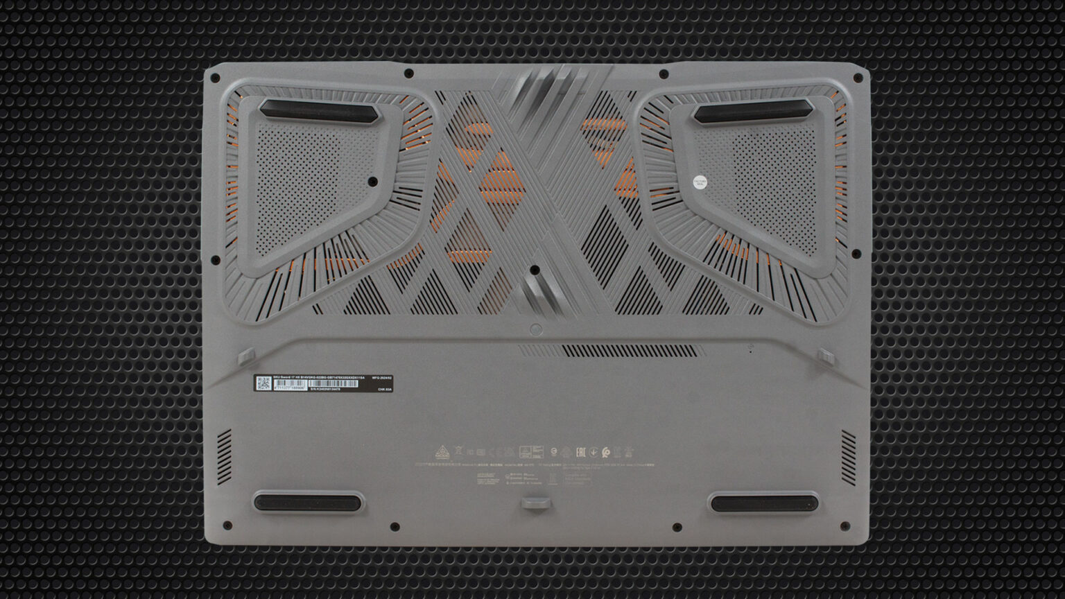 MSI Sword 17 HX B14V review - For Gamers and Creators | LaptopMedia.com