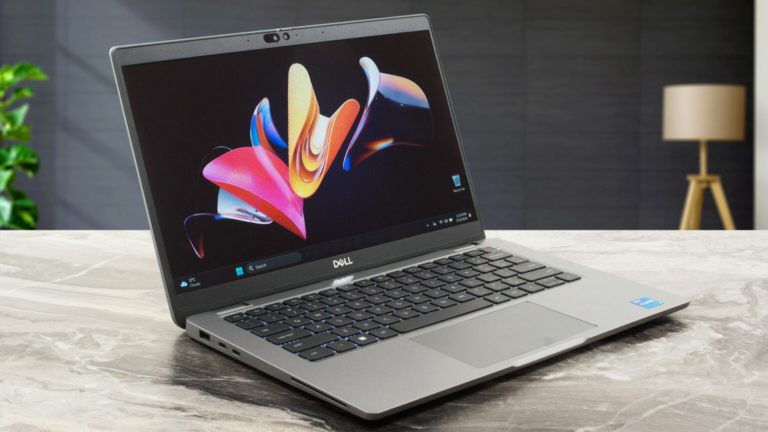Dell Latitude 5340 review - Travel-Ready Snappy Device | LaptopMedia.com
