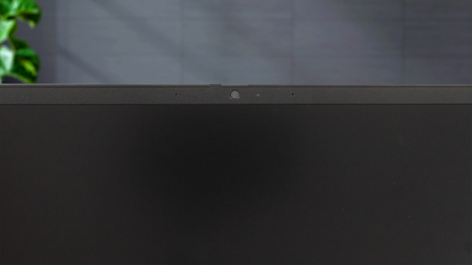 Dell Inspiron 14 Plus 7440 review - A Well-Rounded Laptop | LaptopMedia.com