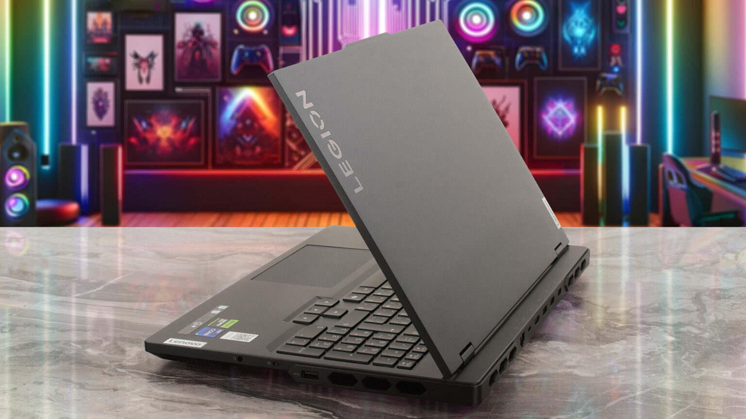 Lenovo Legion Pro 7i (16, Gen 9) review - This 16-inch Laptop Crushes ...