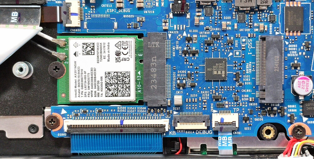 如何打开华硕 TUF Gaming F17 (FX707, 2023) - 拆解和升级选项 | LaptopMedia 中国