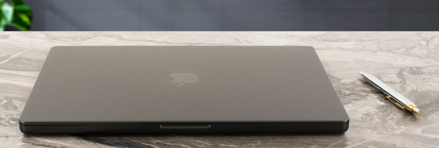 Apple MacBook Pro 16（M3 Pro / Max）评测--令人惊叹的显示屏与出色的制造质量和静音散热完美结合 ...