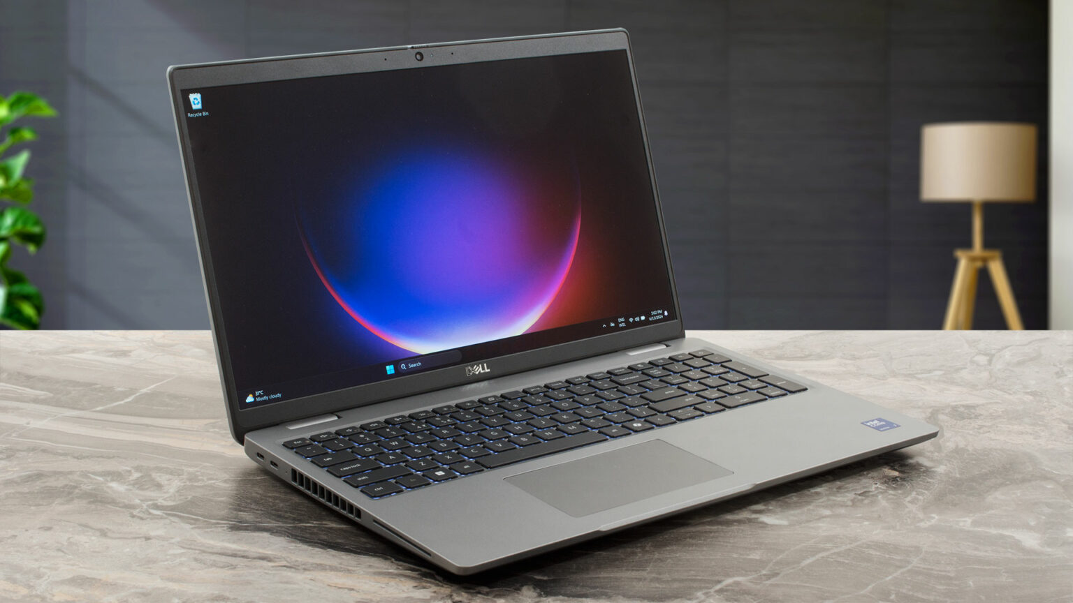 Recensione del Dell Precision 15 3590 - Un cavallo di battaglia con ...