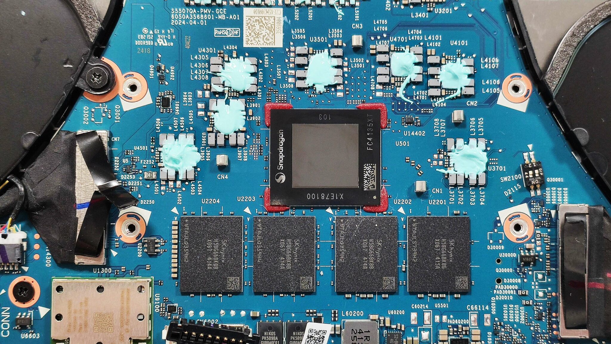 How to open ASUS Vivobook S 15 OLED S5507 - disassembly and upgrade ...