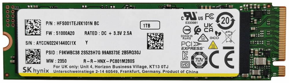 如何打开华硕 ROG Strix SCAR 16 G634 (2024) - 拆解和升级选项 | LaptopMedia 中国