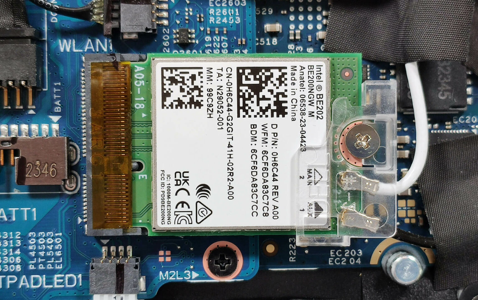 How to open Alienware m16 R2 - disassembly and upgrade options ...