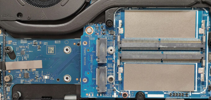 How to open Alienware m16 R2 - disassembly and upgrade options ...