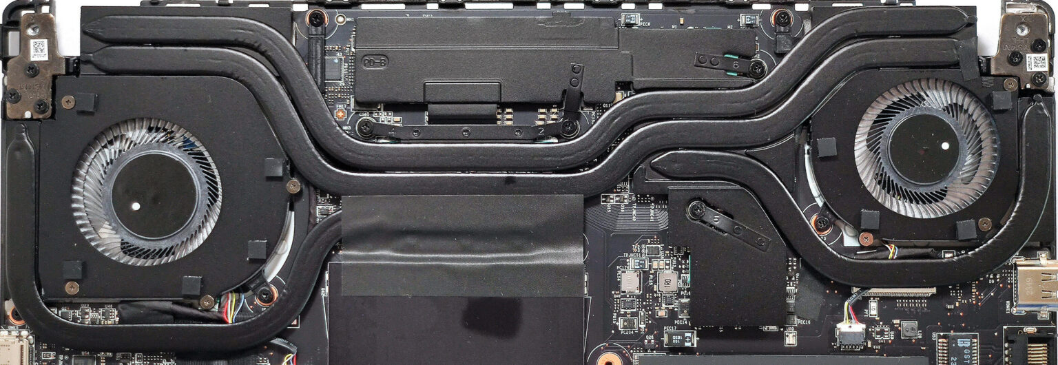 如何打开微星 Prestige 14 AI Studio C1U - 拆解和升级选项 | LaptopMedia 中国