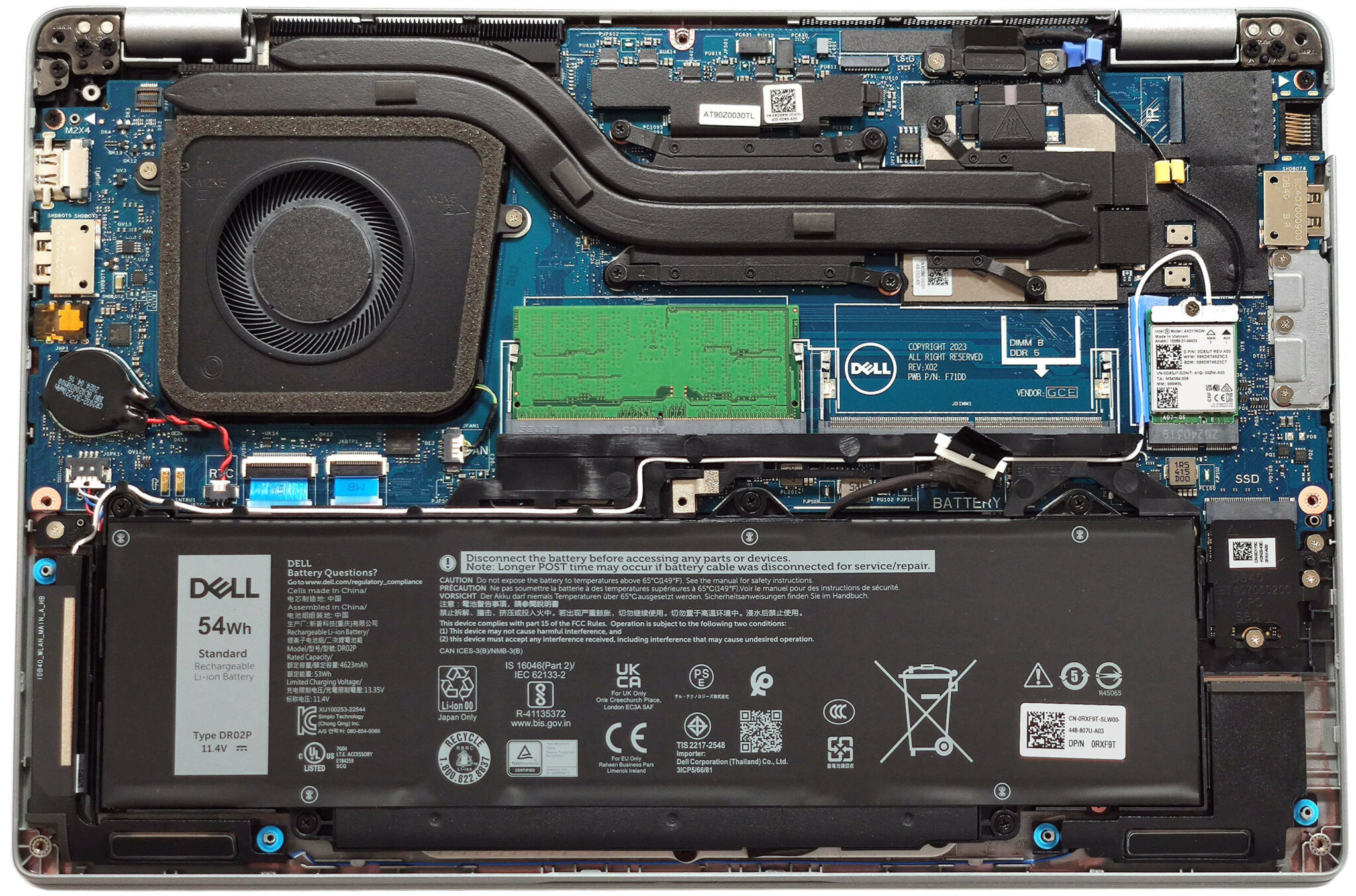 Dell Precision 14 3490の開け方 - 分解とアップグレードオプション | LaptopMedia 日本