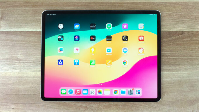 苹果 iPad Air 13 (2024) 评测--大屏幕，低价格 | LaptopMedia 中国