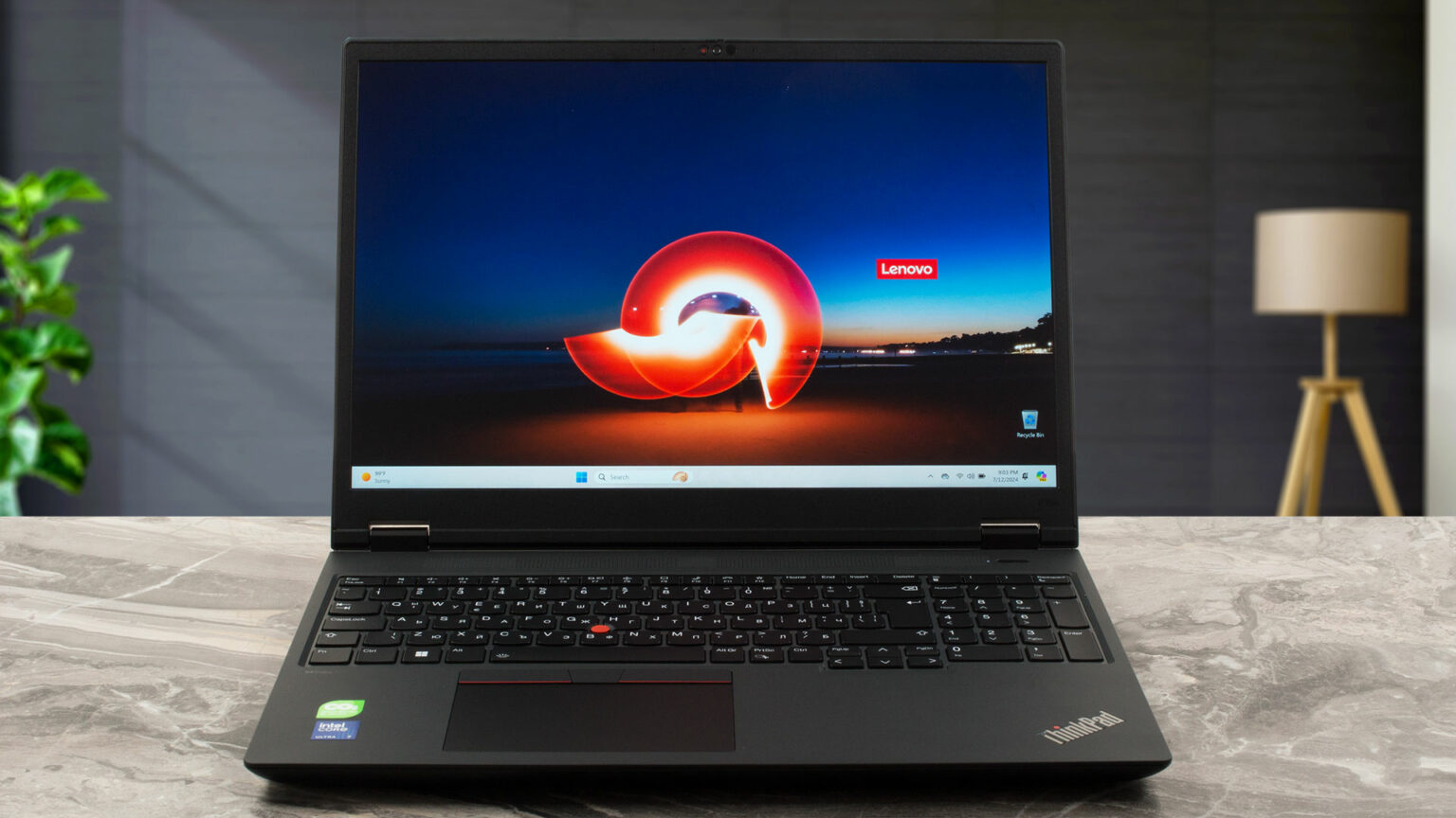 Lenovo ThinkPad P16v Gen 2 review - Bright, Fast, and Capable ...