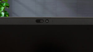 Dell Latitude 5450 review - Small but Fast | LaptopMedia.com