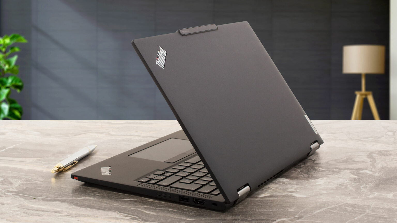 Lenovo ThinkPad X13 2-in-1 Gen 5 review - A Well-Rounded Light Business ...