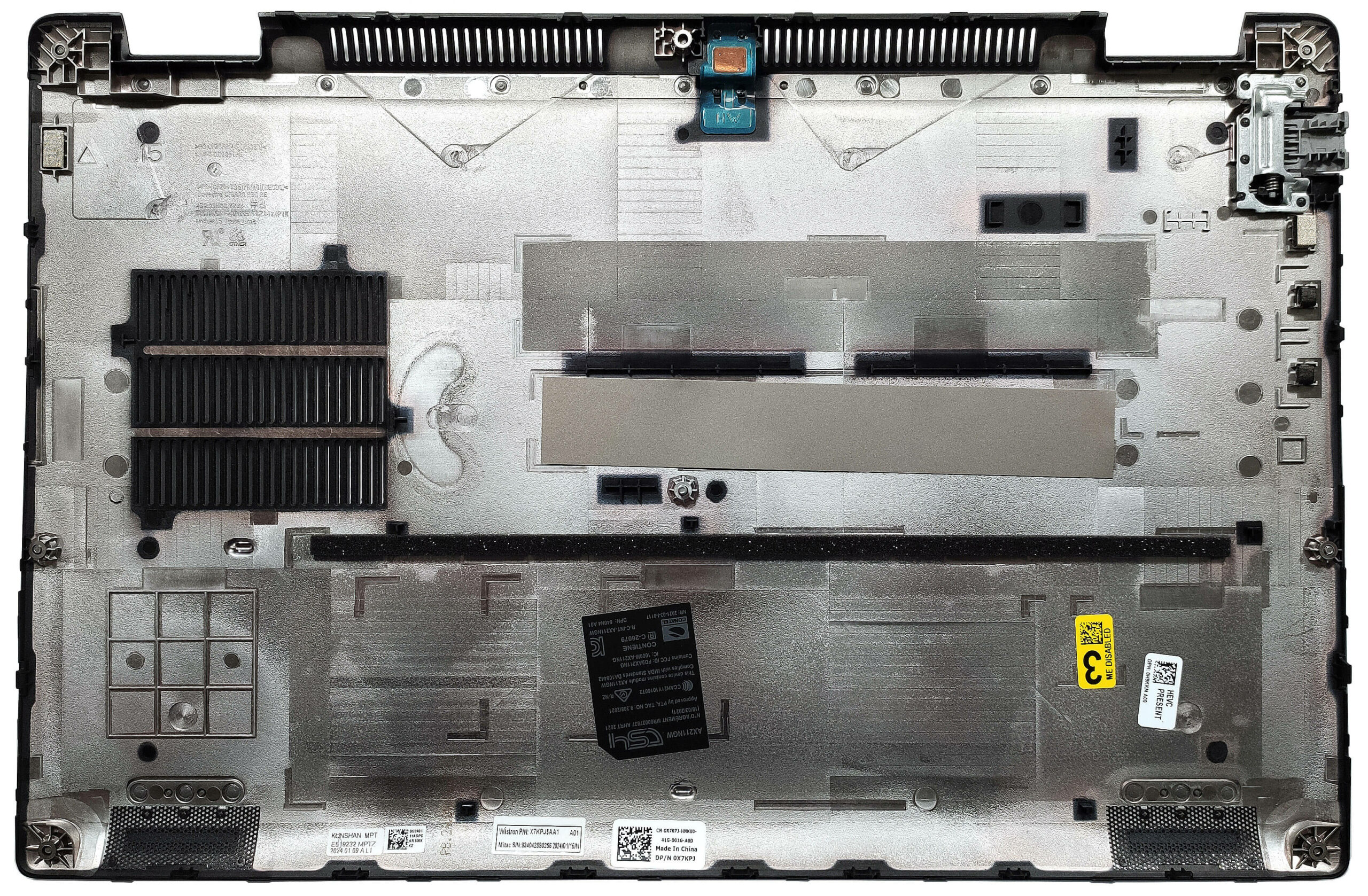 How to open Dell Latitude 5550 - disassembly and upgrade options | LaptopMedia.com