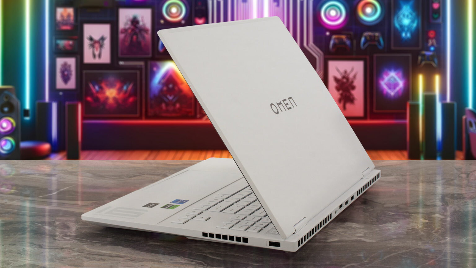 HP OMEN Transcend 16 (16-u0000) Review – Sleek Gaming Machine, Held ...